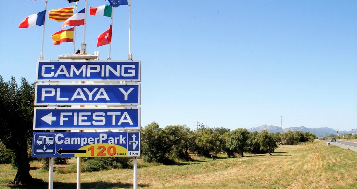 Camping familiar con animación y piscina | Camping Playa y Fiesta